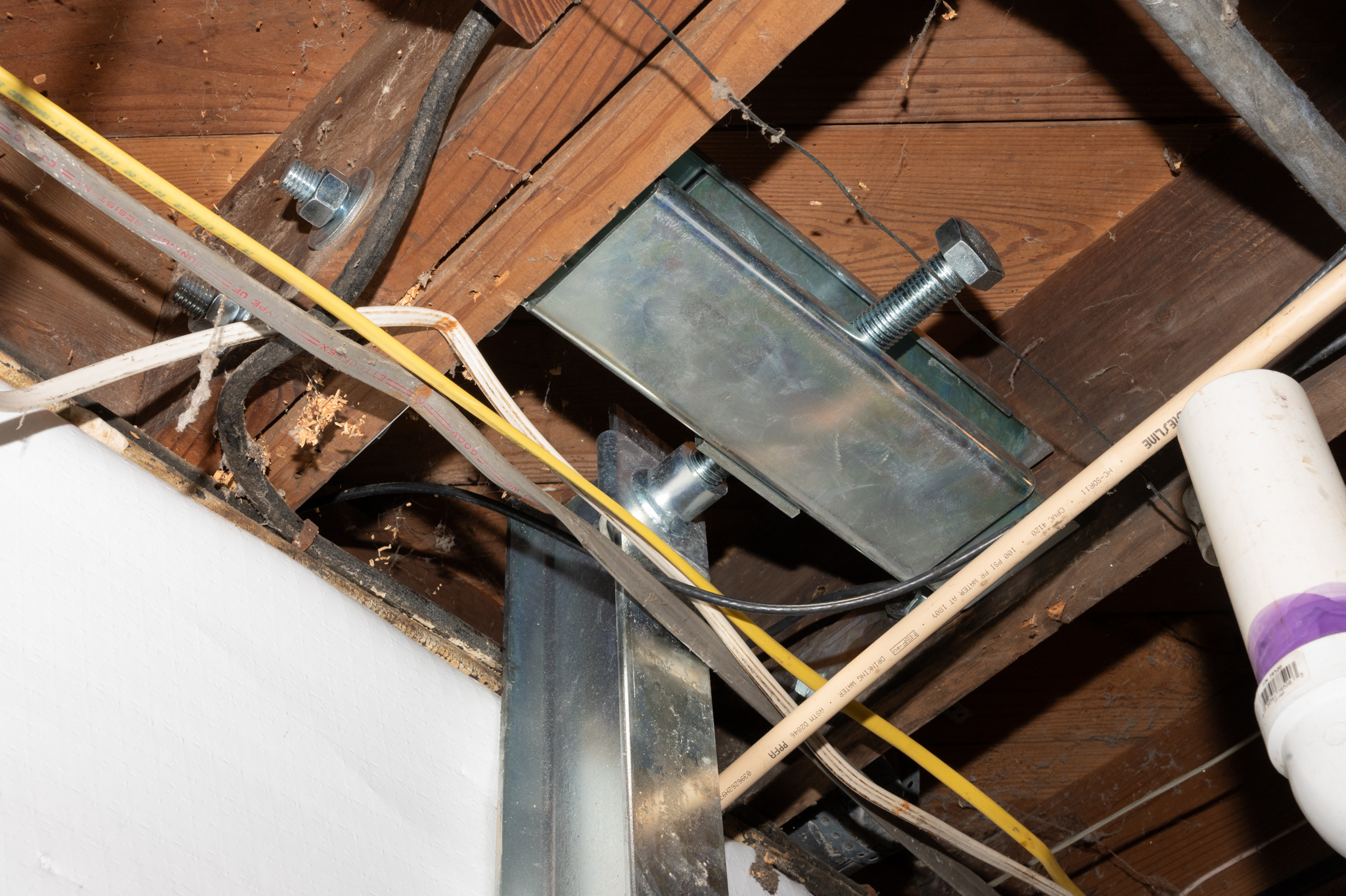 Power Brace and Wall Anchor - Basements Plus