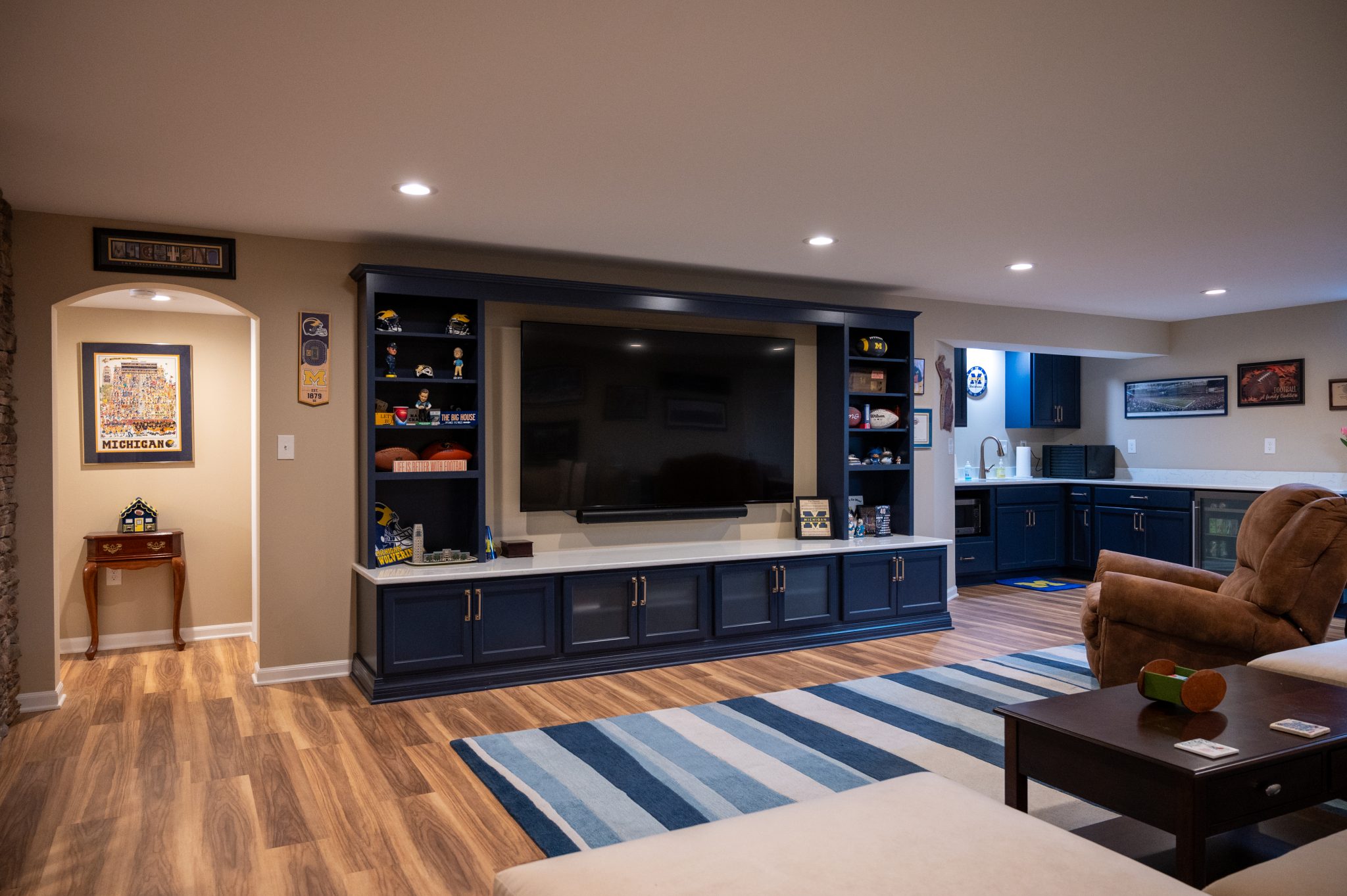 Finished Basement with Kitchen, Guest Room and Bathroom in Northville ...