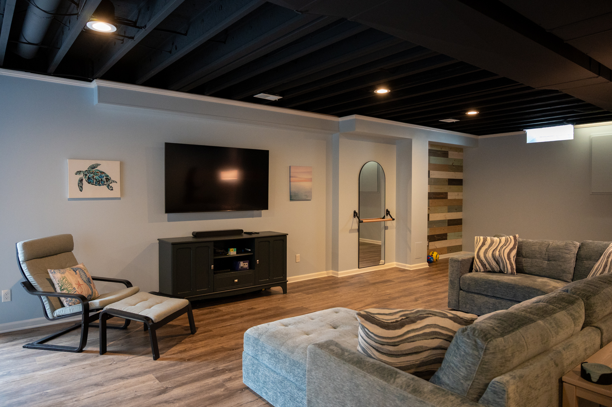 Finished Basement with Wet Bar and Half Bath in Commerce Twp, MI ...