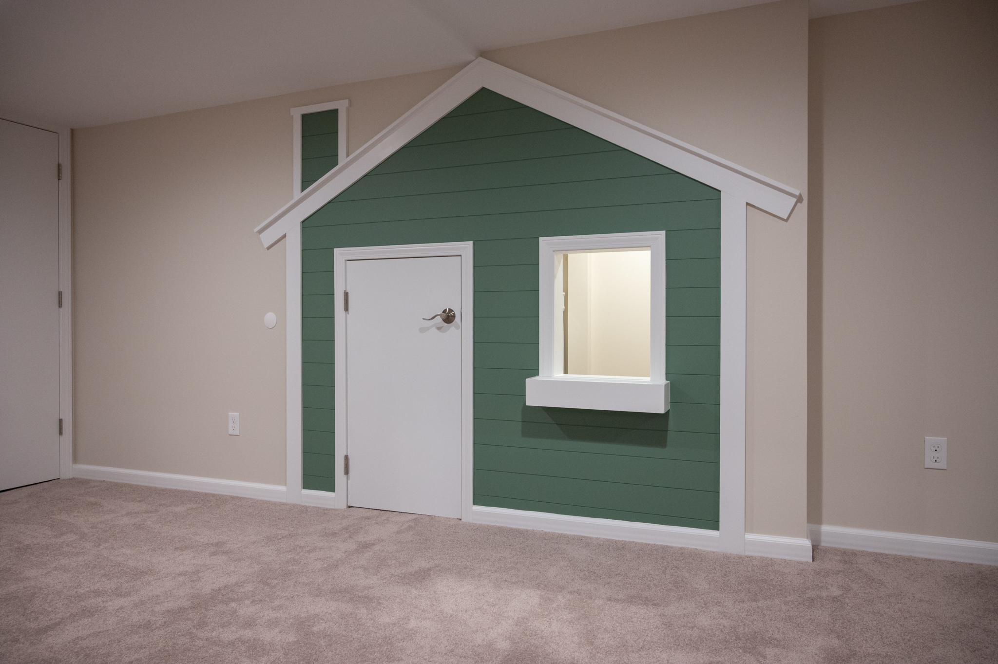 Finished Basement with Kids Playhouse in West Bloomfield, MI ...